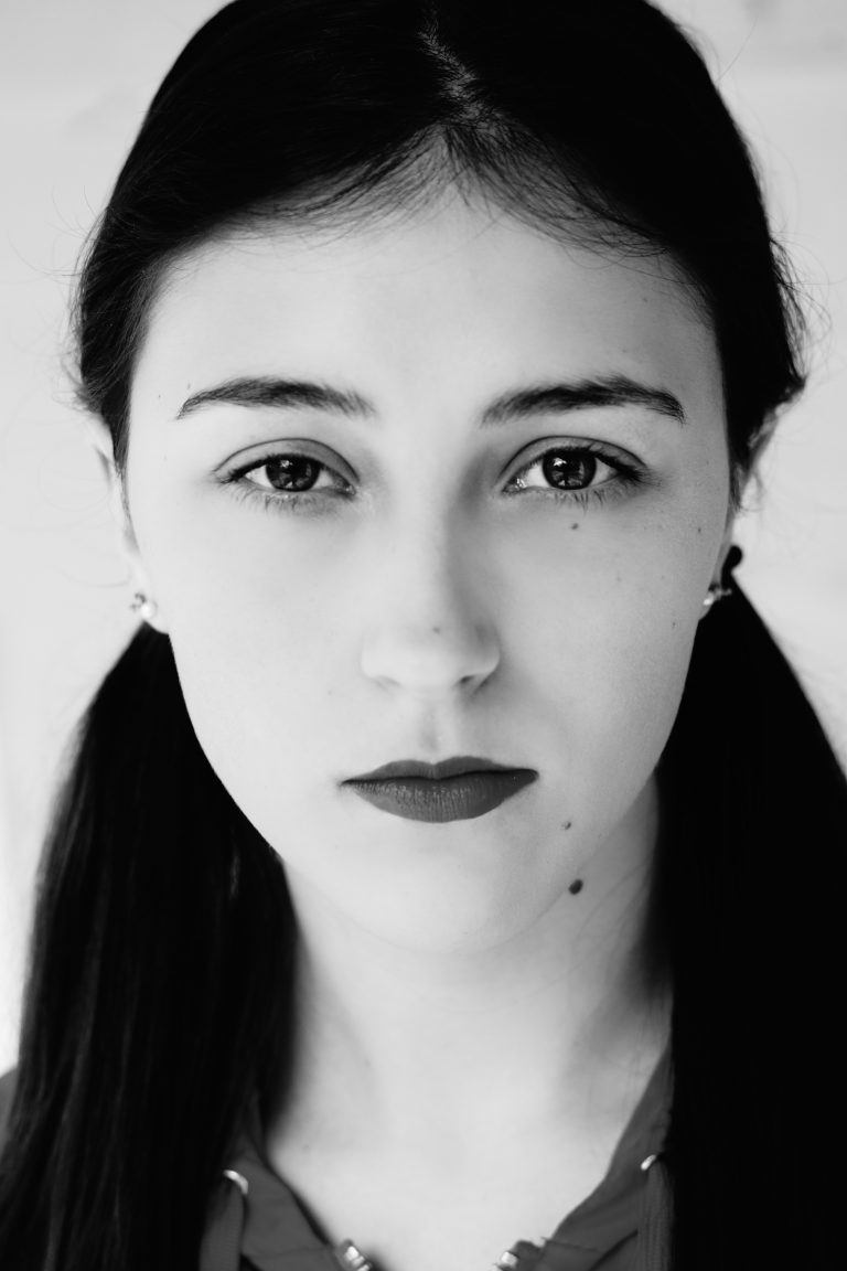 Shelbie – Gray Models & Talent